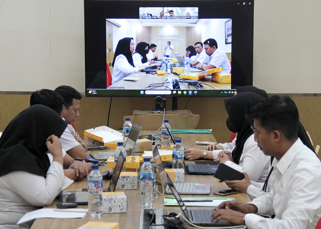 Kanwil Kemenkum Jabar Harmonisasikan Raperda Kabupaten Cirebon Tentang Rencana Pembangunan ...